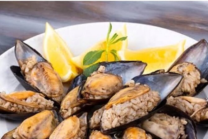 Istanbul Street Food Tour With Local Guide - Tour Highlights and Experiences