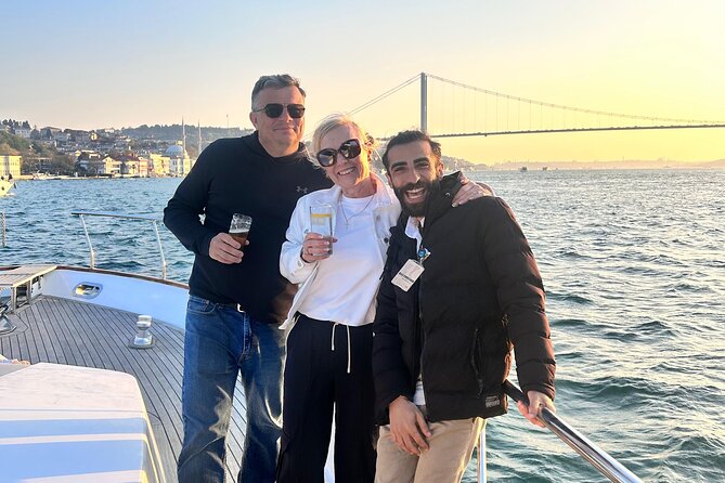 Istanbul Sunset Yacht Cruise on the Bosphorus With Transfers - Highlights of the Cruise Tour