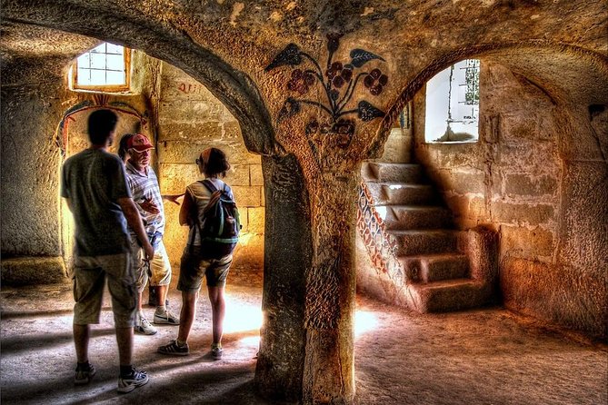 Istanbul to Cappadocia One way tour opt with Balloon ride - 2 Days - FAQs