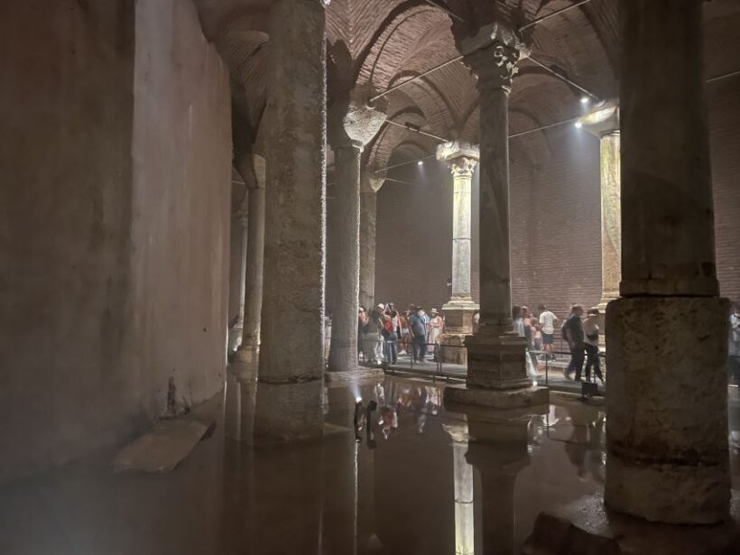 Istanbul: Topkapi, Hagia Sophia and Basilica Cistern Tour - Key Points