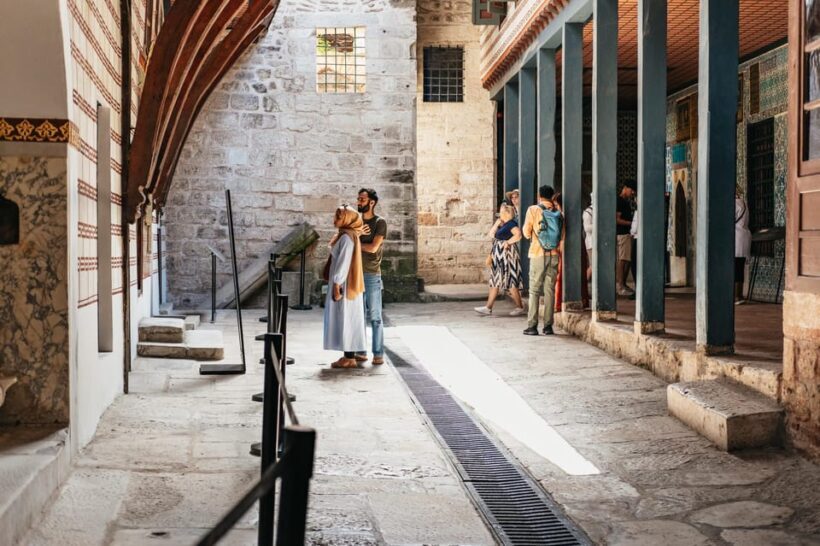 Istanbul: Topkapi Palace and Harem Guided Tour with Ticket - Final Thoughts on Value