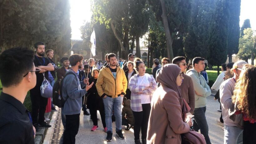 Istanbul: Topkapi Palace Skip-the-Line Ticket & Guided Tour - Why Choose the Topkapi Palace Skip-the-Line Guided Tour?