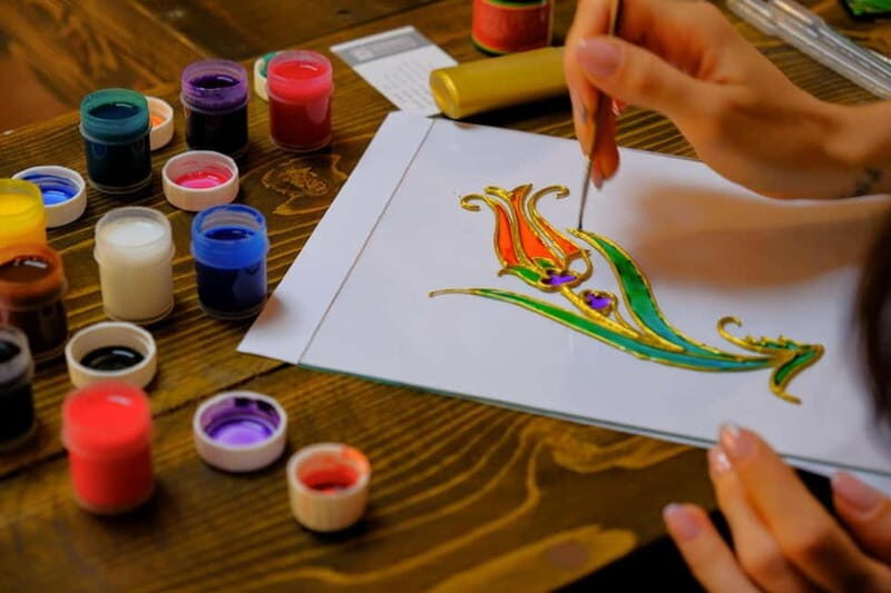 Istanbul: Traditional Stained Glass Painting Workshop - Location and Setting