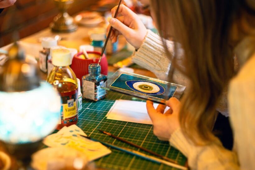 Istanbul: Traditional Stained Glass Painting Workshop - Analyzing the Value