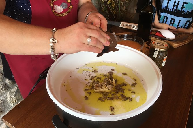 Istrian tapestry - gourmet tour combining wine, truffles and olive oil - Authentic Experiences That Stand Out