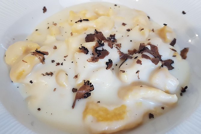 Italian Cocktail + Art of Making Pasta Cooking Class In Unique Milan Location - Participant Feedback and Testimonials