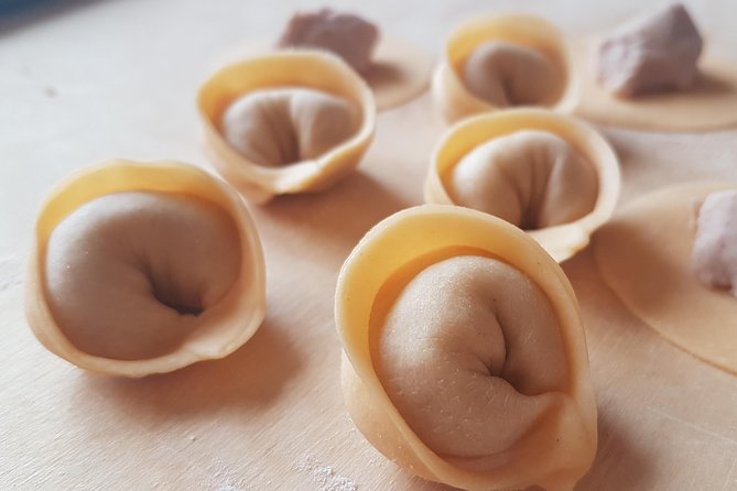 Italian Cocktail + Art of Making Pasta Cooking Class In Unique Milan Location - Why This Class Is a Highlight of Milan Trips