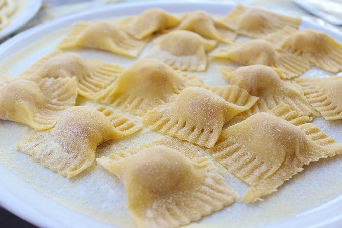 Italian Cooking Class and Wine Tasting in Tuscany - The Art of Italian Wine Tasting