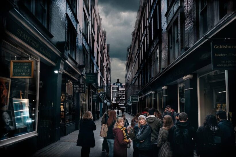Italian Language : Original Harry Potter Walking Tour - A Deep Dive into the Experience