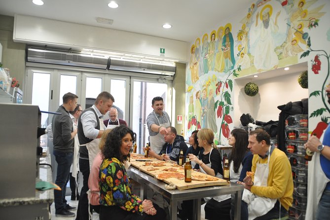 Italian Pizza Cooking Class With Chef Francesco in Padova - Since You Asked