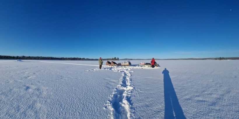Ivalo:Sleighride Tour and Fishing on a Lake in the Wild - Key Points