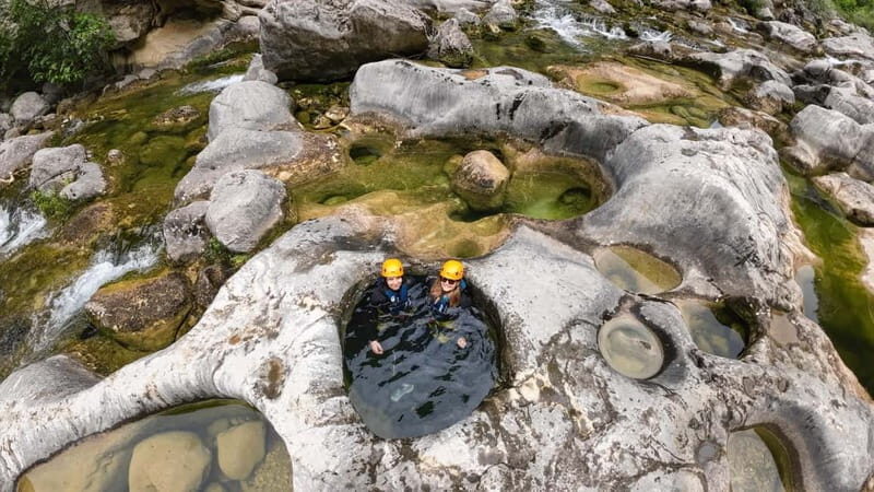 Iz Omisa/Zadvarija: Extremni Canyoning na rijeci Cetini - Iz Omisa/Zadvarija: Extremni Canyoning na rijeci Cetini — A Thrilling Croatian Adventure