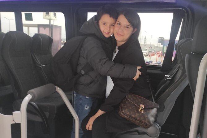 Izmir Airport ADB Transfers to Cesme Hotels - Who Should Consider This Transfer?