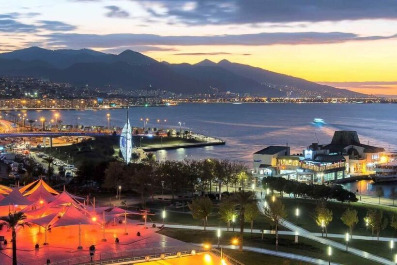 Izmir City Tour with a Private Guide & Van - Authentic Experiences and Authenticity
