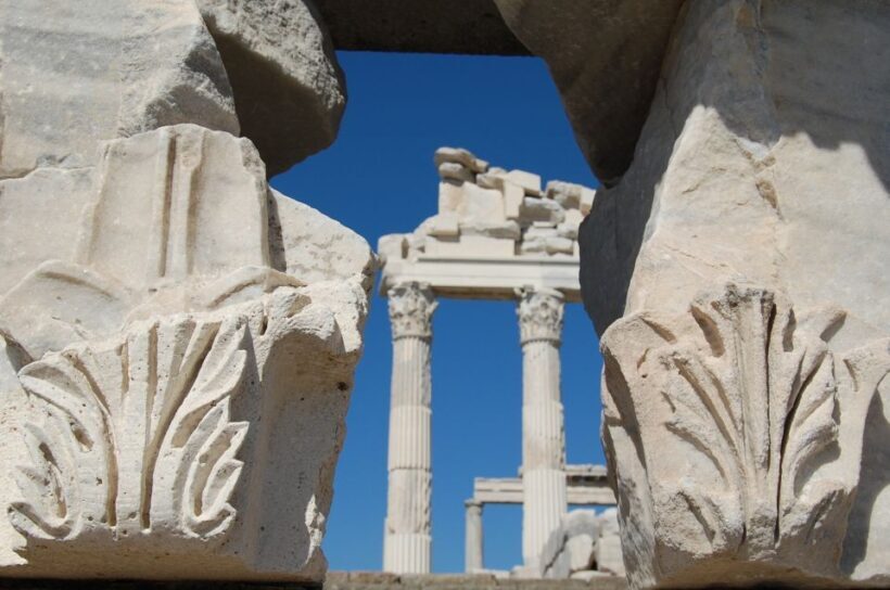 Izmir: Pergamum Tour with Private Guide & Van - Price and Value