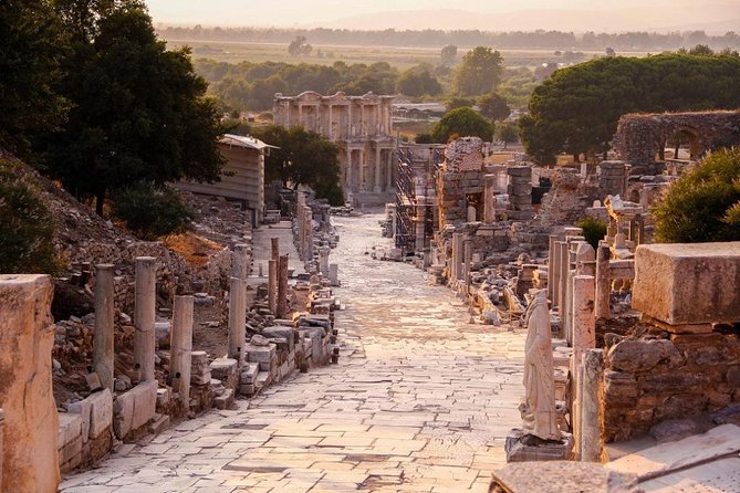 Izmir Shore Excursion: Day Trip to Ephesus and House of Virgin Mary - Highlights of Ephesus