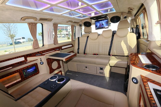 Izmir Transfer From/To Airport, Bodrum, Didim, Kusadasi, Cesme, Fethiye - Vehicle and Amenities