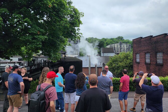 Jack Daniel Distillery Tour with Lynchburg & World's Longest Bar - Timing and Pacing