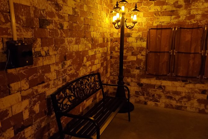 Jack the Ripper Escape Room Game for Private Group - Immersive Mystery Experience