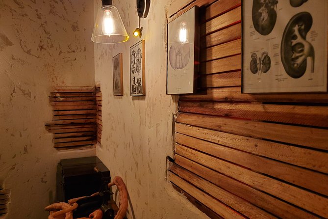 Jack the Ripper Escape Room Game for Private Group - Collaborative Detective Work