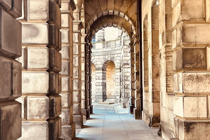 Jacobite History and Outlanders Scotland Walking Tour - Discovering Hidden Gems of Edinburgh