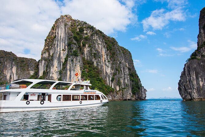 Jade Sails: Luxury Cruise Tour to Halong Bay and Lan Ha Bay - Kayaking and Swimming at Lan Ha Bay