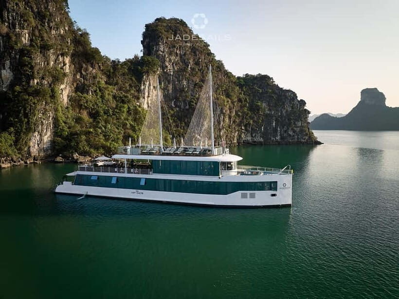JadeSails-Top Luxury Day Cruise Discover Halong & Lan Ha Bay - Who Will Love This Tour?