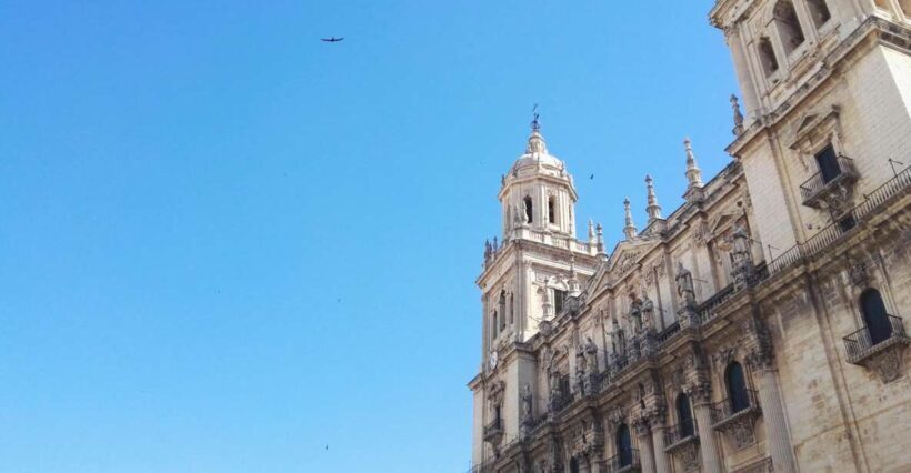 Jaén 2.5-Hour Tour: Cathedral, Arabs Baths and Old City - Authenticity and Personal Stories