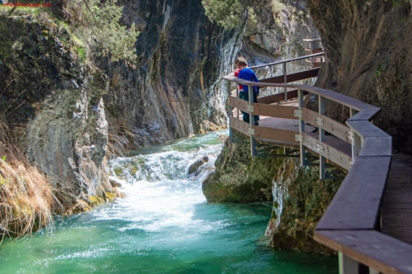 Jaén: Sierras de Cazorla, Segura, & Las Villas Hiking Tour - The Value of the Experience