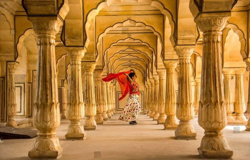 Jaipur: 2-Day City Sightseeing Tour with Cab & Guide - Key Points