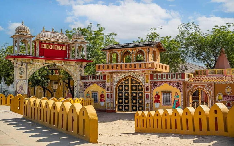 Jaipur: 2-Hour Food and Shopping Tour with a Local Guide - Key Points