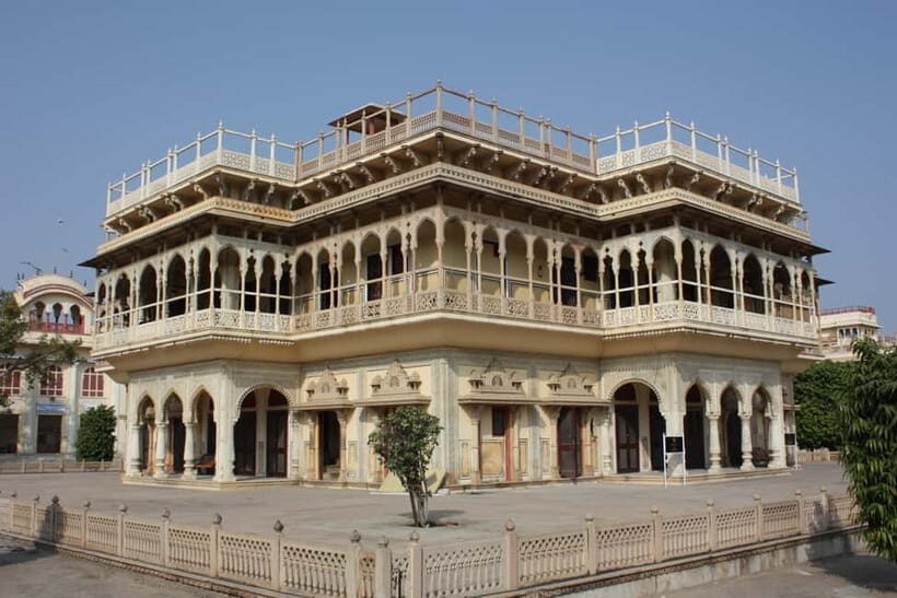 Jaipur: Amber Fort, City Palace, and Hawa Mahal Day Tour - In Summary