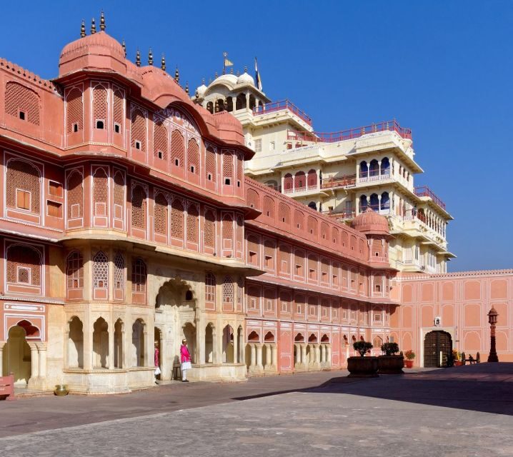 Jaipur: Amber Fort, City Palace and Hawa Mahal Private Tour - A Closer Look at What You Can Expect