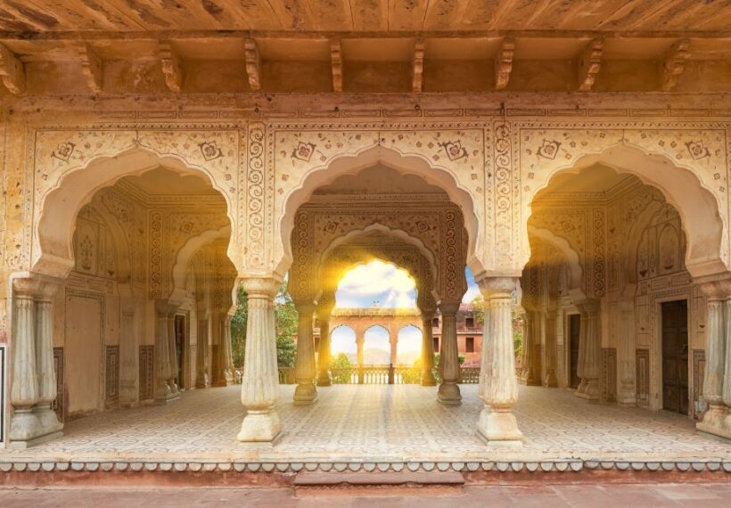 Jaipur Amer Fort, Jal Mahal & Stepwell Private Half-Day Tour - Transport and Comfort