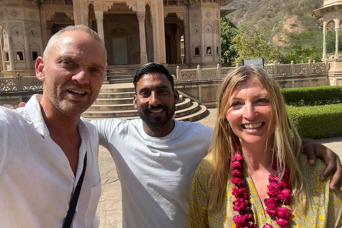 Jaipur City & Flower Market Tour with an English-Speaking Driver - The Sum Up