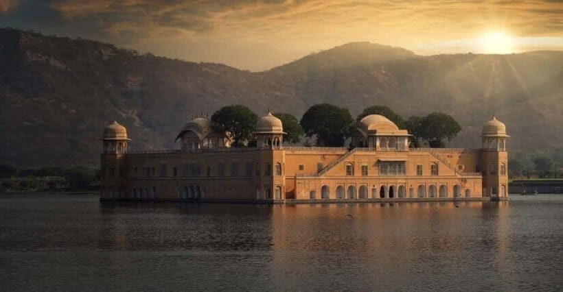 Jaipur City Tour with Private Car, Driver and Guide - In Summary