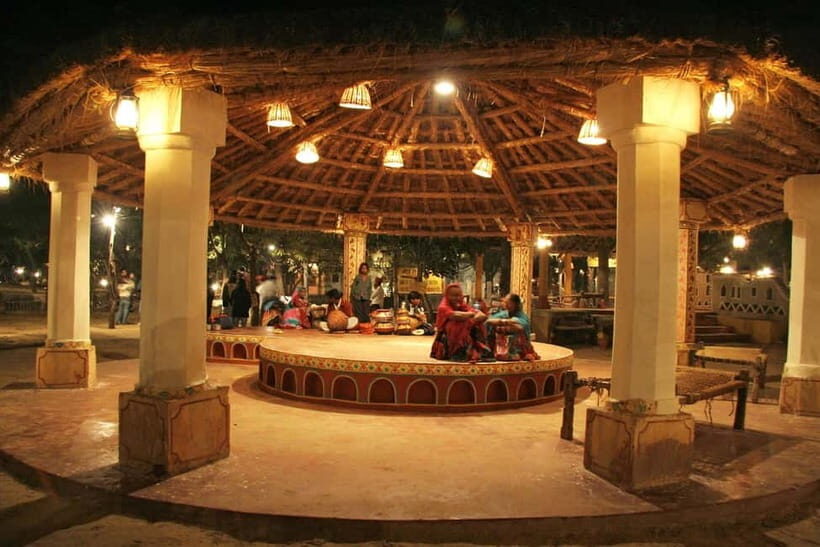 Jaipur: Cultural Evening Tour & Dinner at Chokhi Dhani - Practical Tips