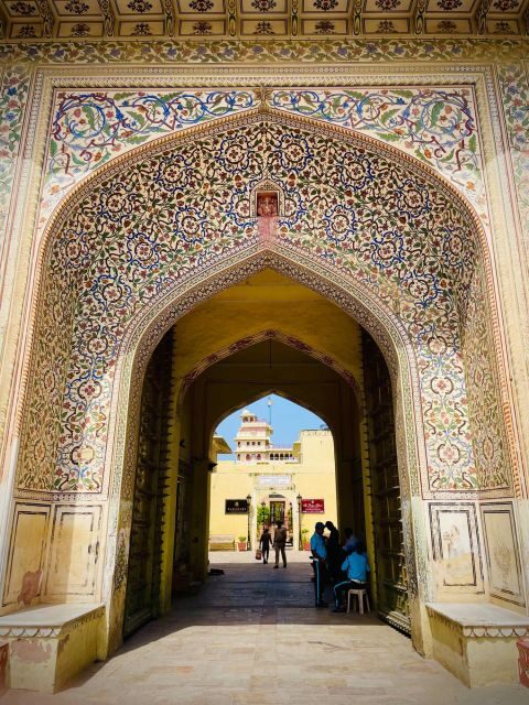 Jaipur Day Tour with Personal Tour Guide and Driver - Who Should Consider This Tour?