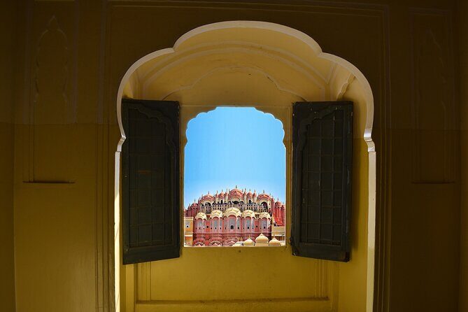 Jaipur: Discover Pink City on TukTuk (Guided Tour & Food Tasting) - The Sum Up