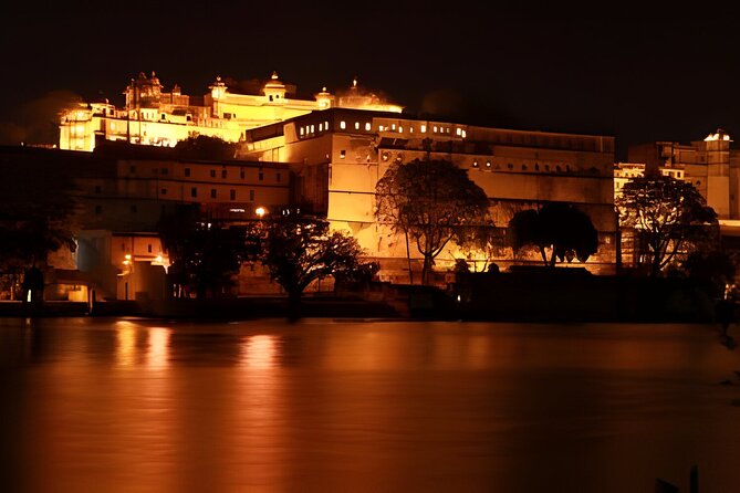 Jaipur Evening City Tour In Open Jeep - FAQs