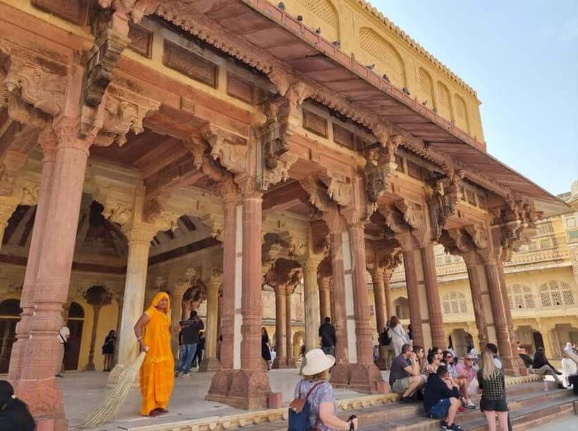 Jaipur: Explore the City's Historic Gems  Half-Day Tour - The Magic of Panna Meena Stepwell and Temples