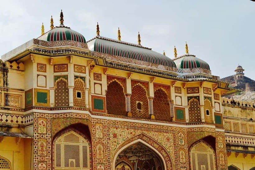 Jaipur: Full Day City sightseeing with Car, Guide & Lunch - FAQs