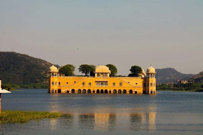 Jaipur: Full-Day city Tour By AC vehicle with Guide - The Sum Up