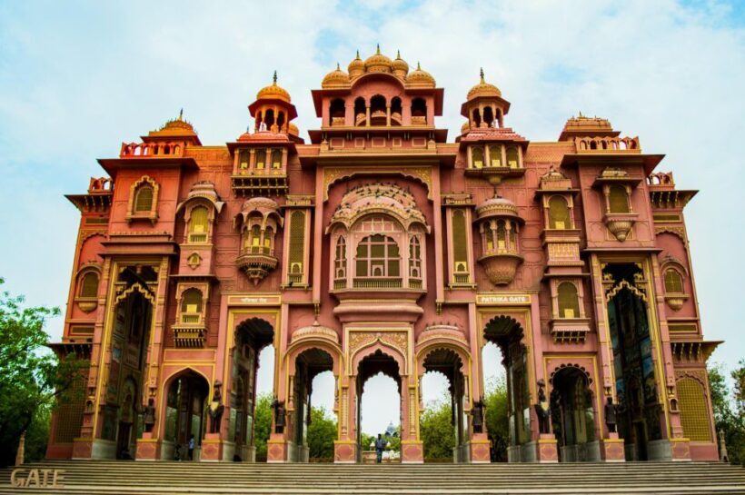 Jaipur: Full-Day Sightseeing Tour with Guide and Lunch - Key Points