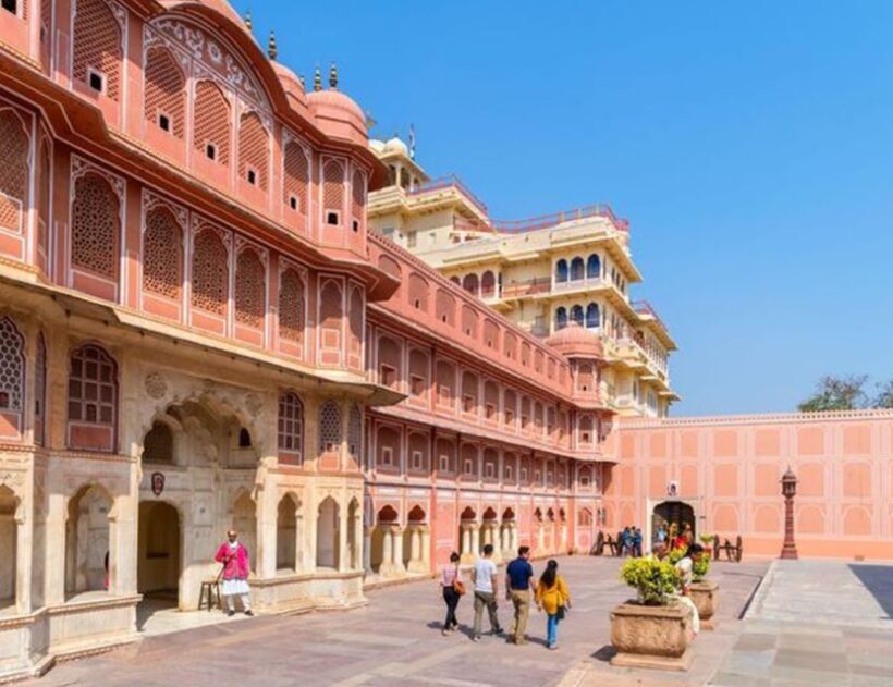Jaipur: Half-Day Heritage Walking Tour with Local Market - Who Is This Tour Best For?