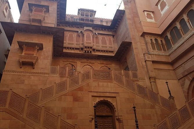 Jaipur Half-Day Tour with Flower Market by Tuk-Tuk or Car - Who Will Love This Tour?