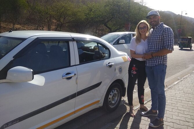 Jaipur Local Sightseeing Tour by Car and Driver - Detailed Breakdown of the Itinerary