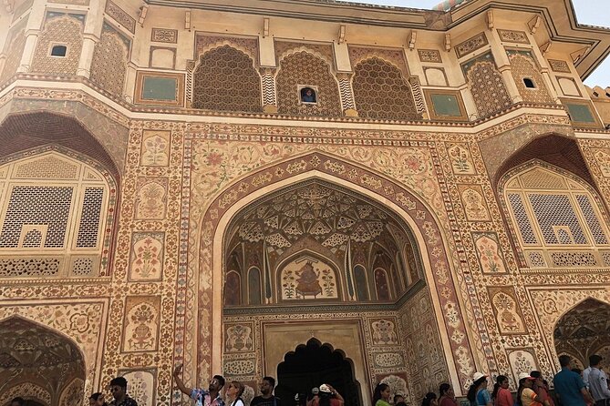 Jaipur Local Sightseeing Tour by Car and Driver - FAQs