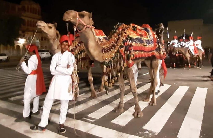 Jaipur: Night Tuk-Tuk Tour With Friendly Local Driver - Landmark Highlights at Night