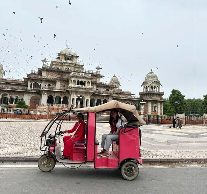 Jaipur Private City Tour with a Women-Driven E-Rickshaw Ride - Transportation & Group Size